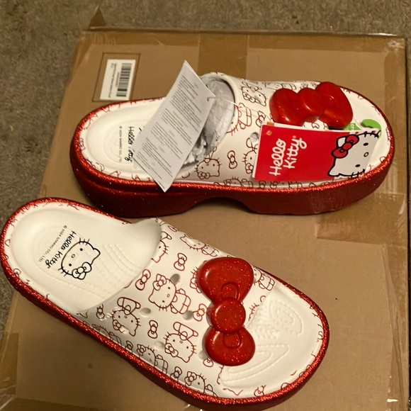 CROCS | Shoes | New Limited Edition Hello Kitty Crocs | Poshmark